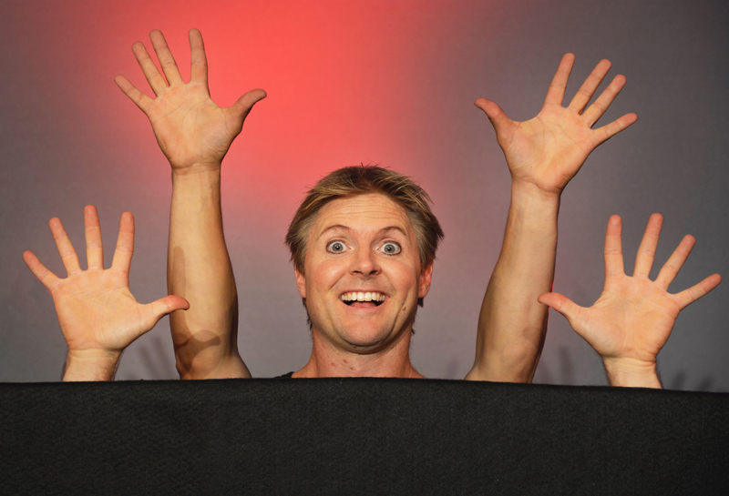 Duo Synergy – Handstandakrobatik | Visual Comedy